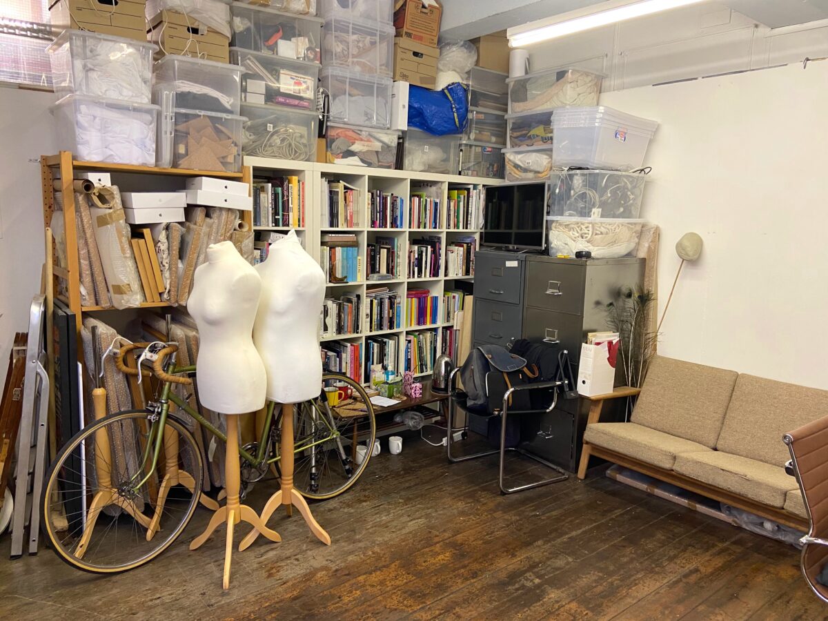 Triangle, E8 – Studio 114 – studio sublet August 2024 – [ SPACE ]