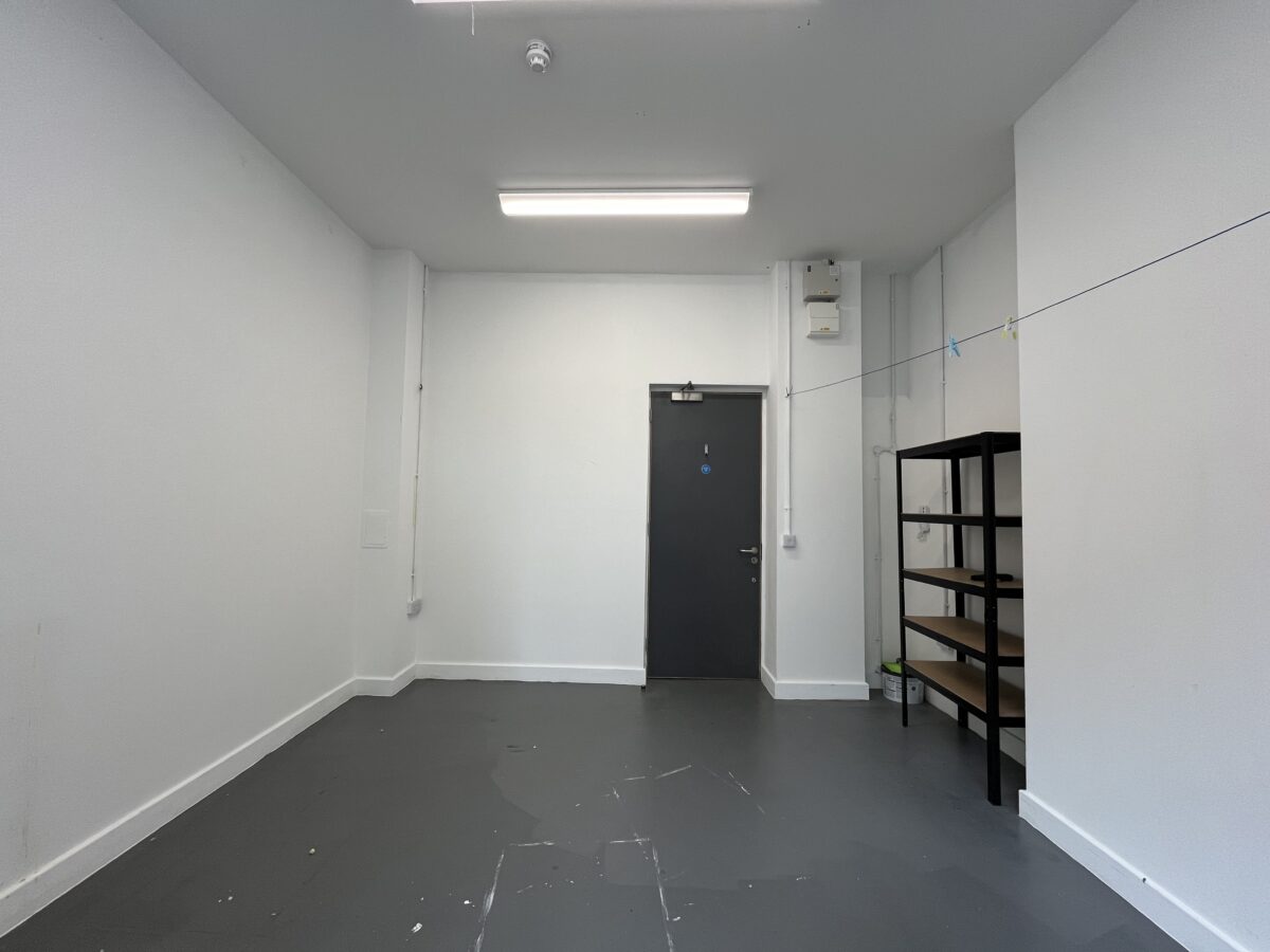 Havil Street, SE5 – Studio 203, ground floor – SPACE
