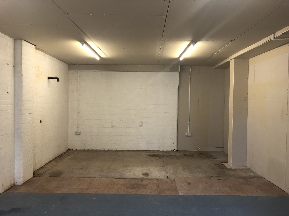 Deborah House, E9 – studio 201, 2nd floor – SPACE