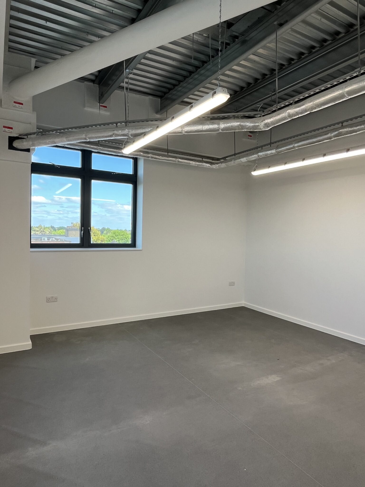Studios – [ SPACE ]